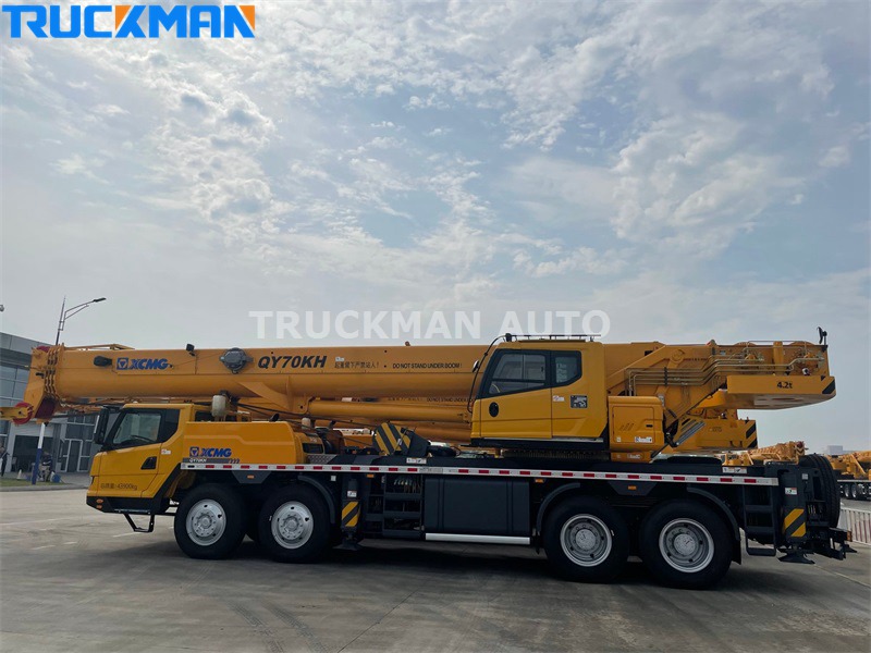 XCMG QY70KH 70 Tons Truck Mount Crane For Peru
