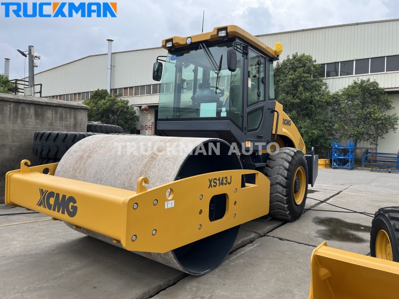 XCMG XS143 14 Tons Vibratory Roller For Guyana