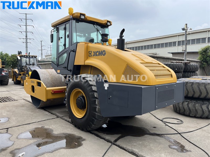 XCMG XS143 14 Tons Vibratory Roller For Guyana