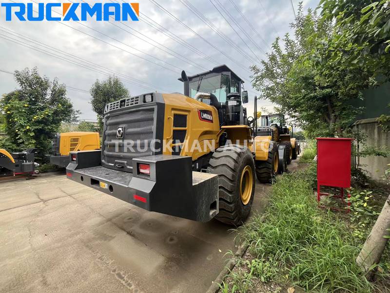XCMG LW600KN 6 Tons Pay Loader For Ore Loading To Mali