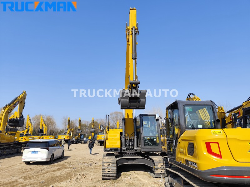 21.2 Tons XCMG XE200GA Crawler Excavator For Ghana
